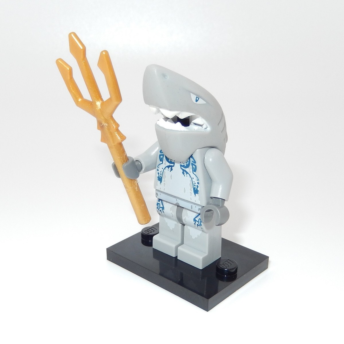 Shark Warrior Lego Lego Ninjago Movie Battles: Lloyd Vs Shark Warrior
