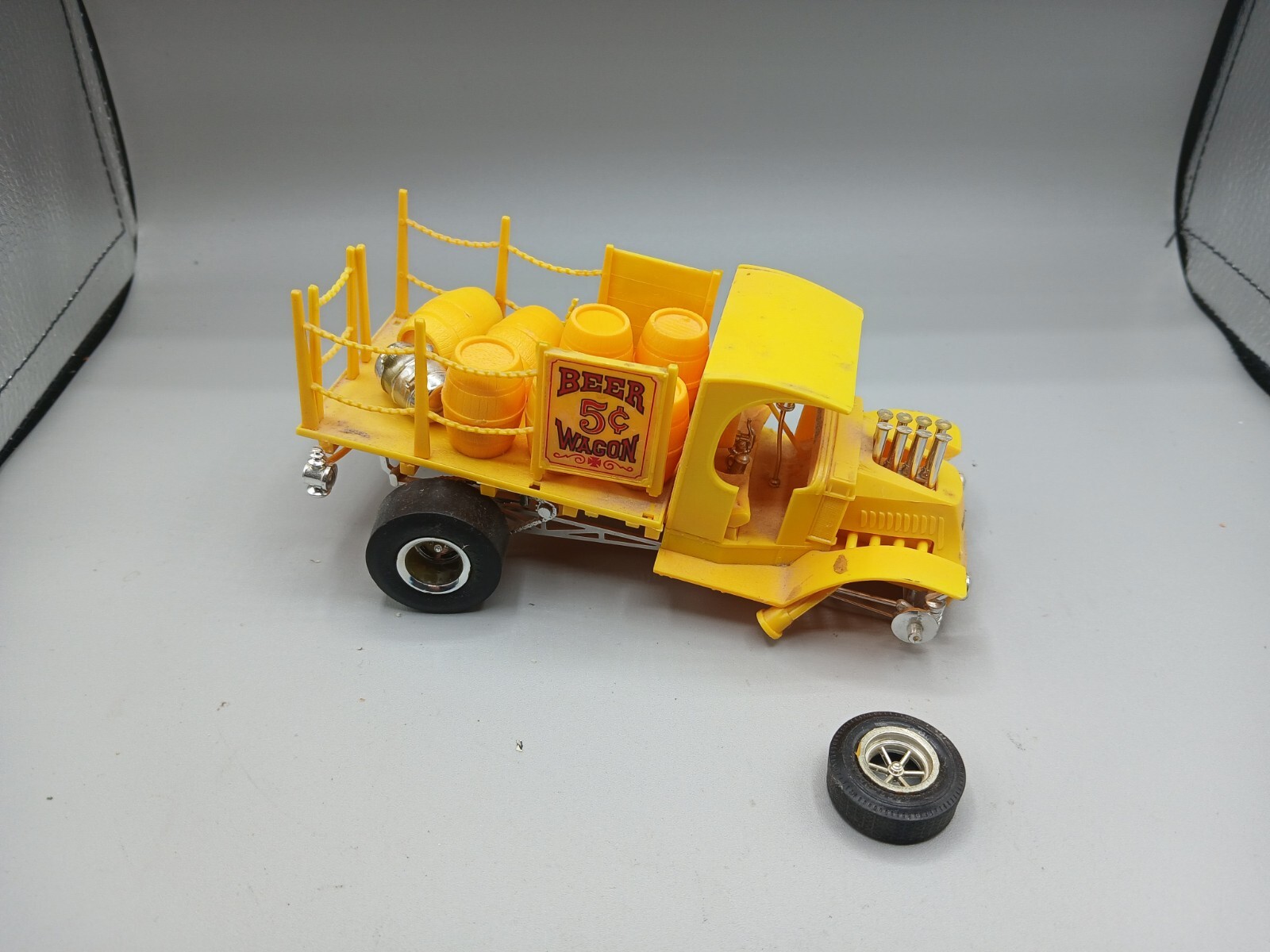 Monogram Revell AMT 1/24 1/25 Beer Wagon Model Car Junkyard Parts Lot ...