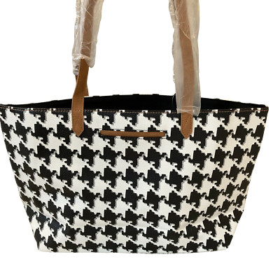 New Thirty One Modern Tote Classic Houndstooth Pebble - NWT - Free ...