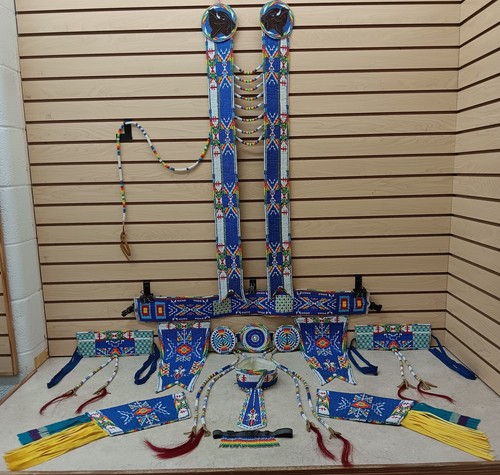 VERY NICE 12 PC. HAND BEADED WATERBIRD DESIGN NATIVE AMERICAN INDIAN ...