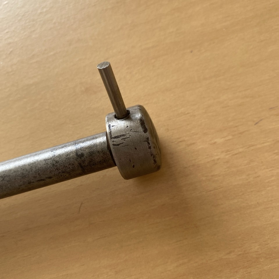 VINTAGE MOTORCYCLE REAR WHEEL SPINDLE AJS MATCHLESS | eBay UK