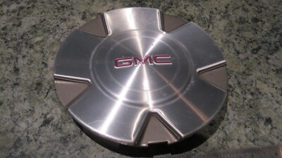 2010 - 2012 GMC Acadia Machined/Dark Silver Pockets OEM Center Cap P/N ...