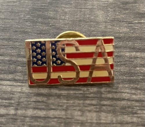 USA Flag Pin Lapel Red White Blue Bold Letters Gold Tone Detail ...