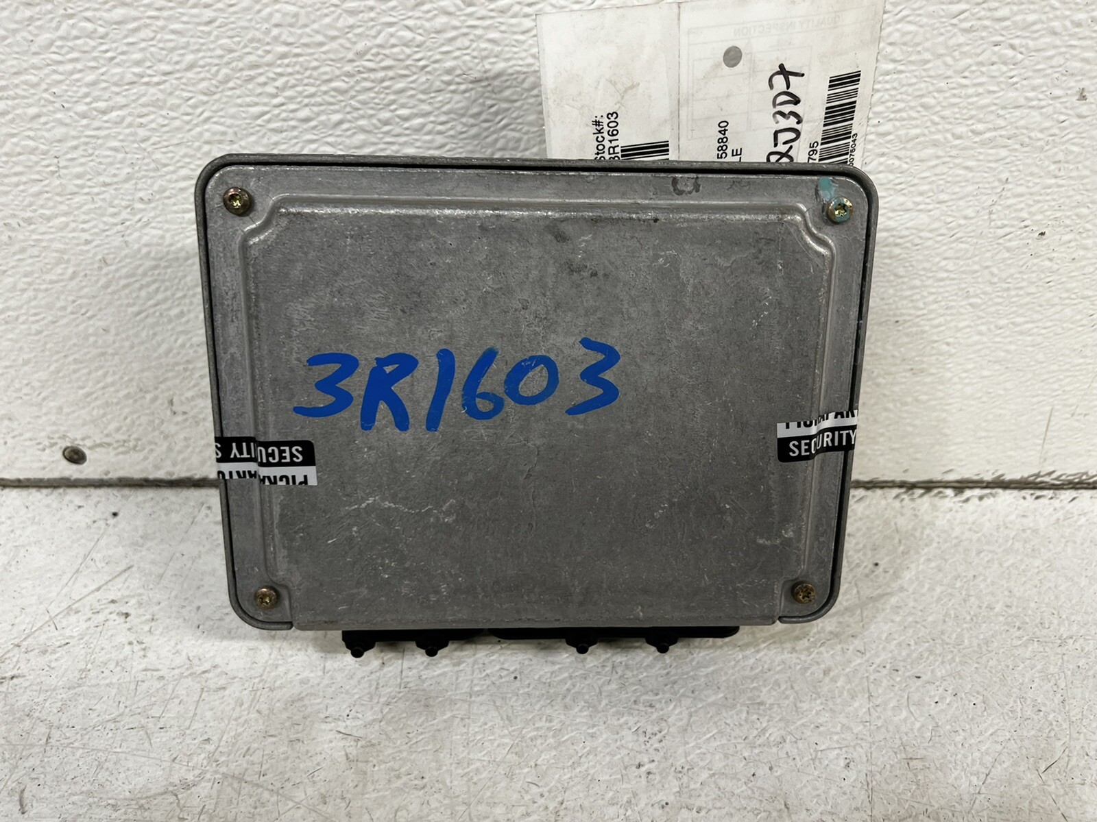 2000-2001 VW Beetle 2.0L ECU ECM PCU PCM electronic computer module ...