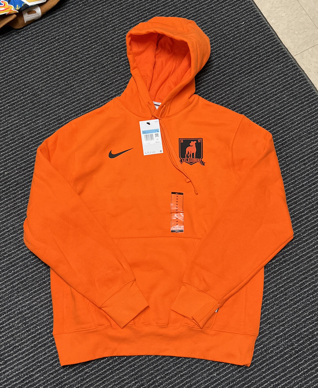 Medium Nike Ted Lasso AFC Richmond Bantr Orange Hoodie FB9973-819 Men's ...