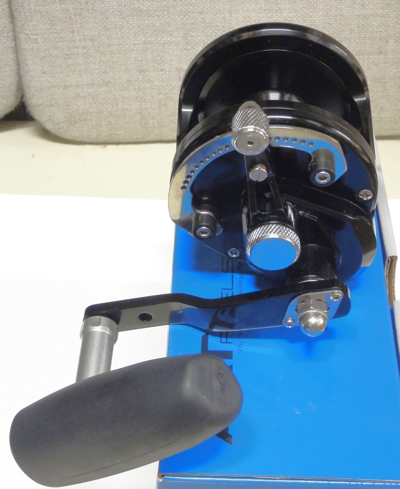 Avet JX4.6 G2 Black Single Speed Jigging Reel w/Power Handle - NOS for ...