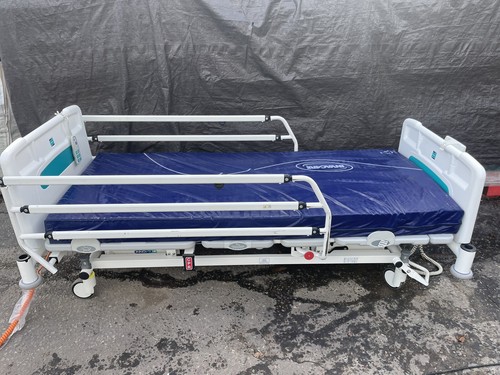 INNOV8 IQ Ward Recovery Bed with Side Rails | eBay UK