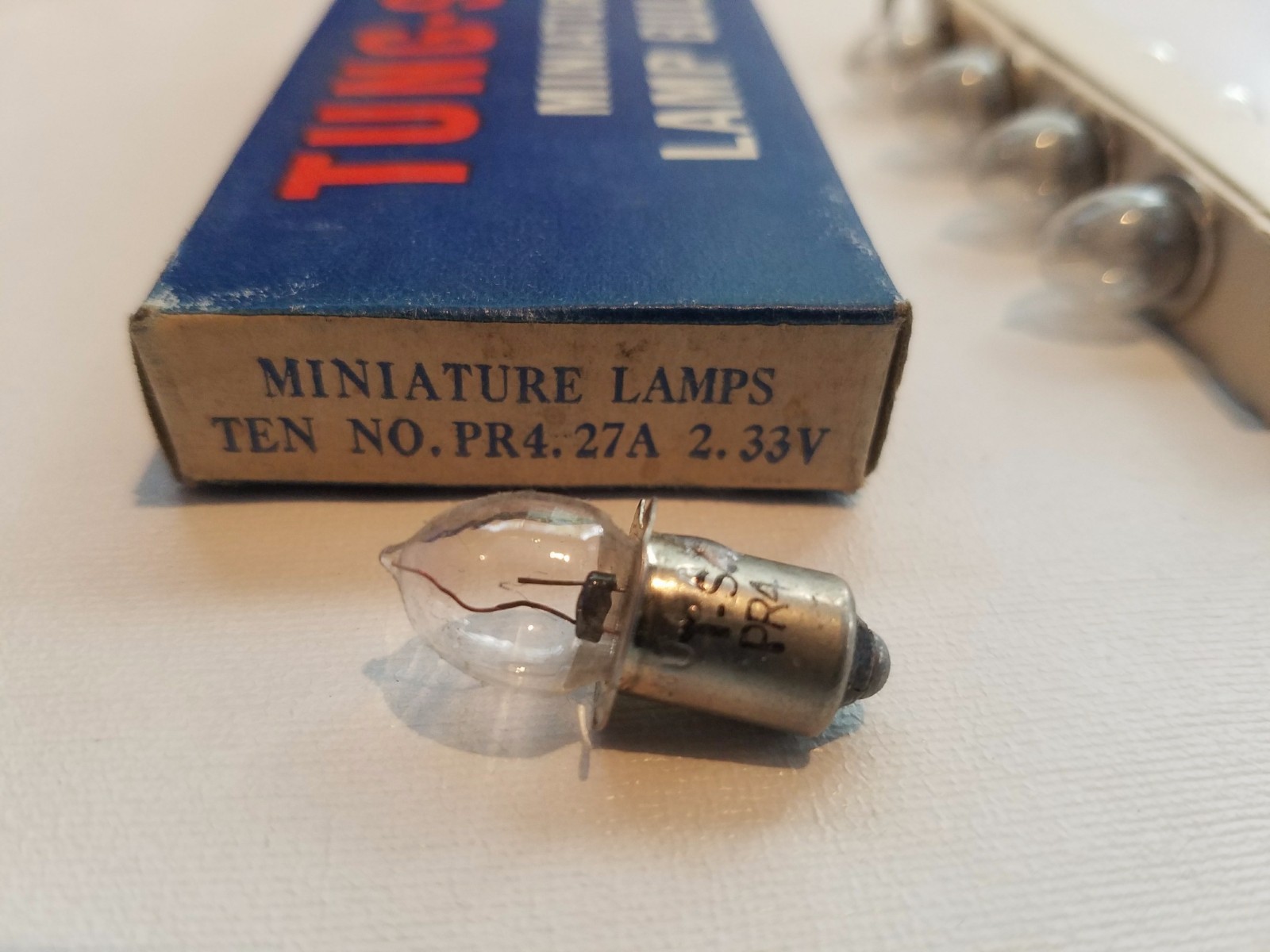 Box of 10 Tung-Sol PR4 TS T-S TSPR4 Miniature Flashlight Lamps Light ...