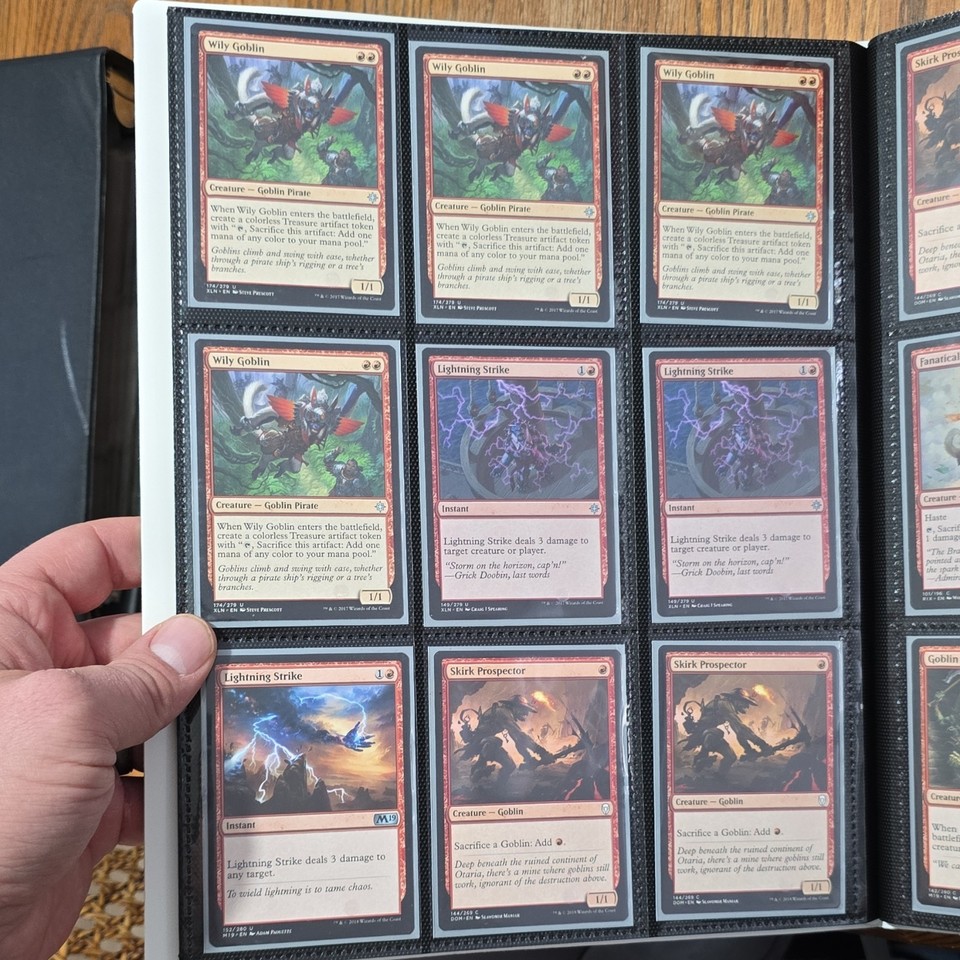 Lot of Over 200 MTG Cards Bulk Some Holos and Play Sets Magic The ...