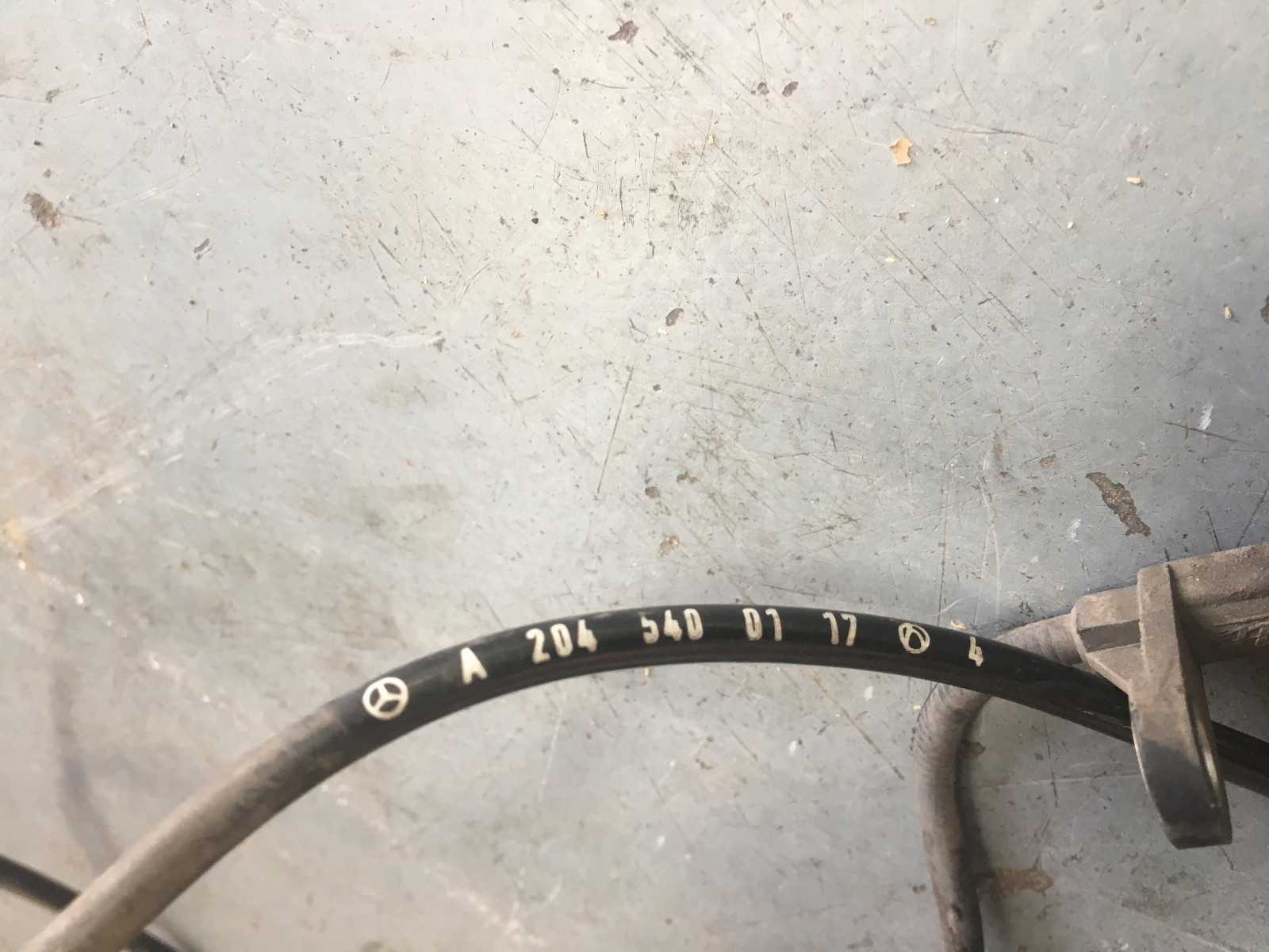 A2045400117 Mercedes C Class W204 front left brake wear ABS speed ...