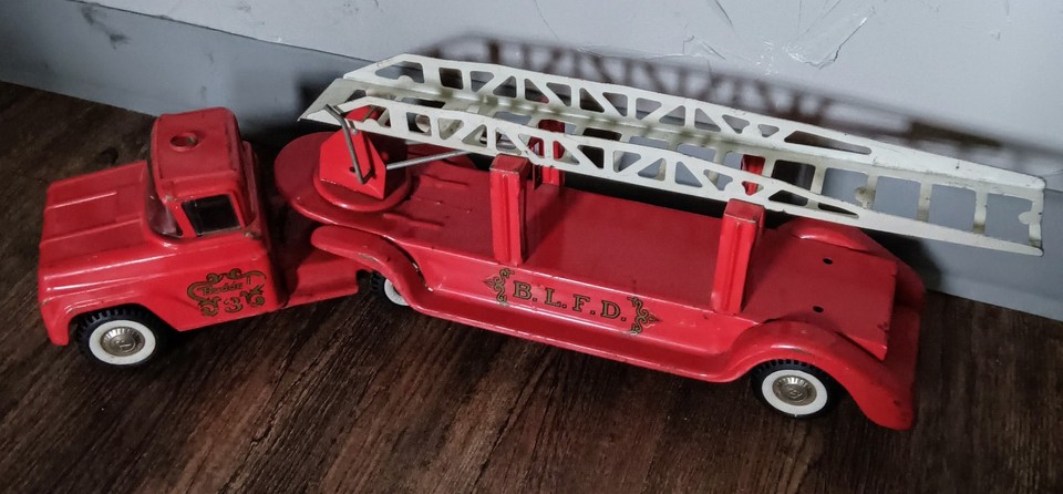 Buddy L 1960’s B.L.F.D. Pressed Steel #3 Red Fire Truck Arial Ladder | eBay