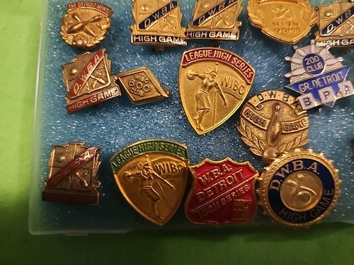 Lot of 17 Vintage Bowling Pins and Medals Detroit High Game Series Dwba ...