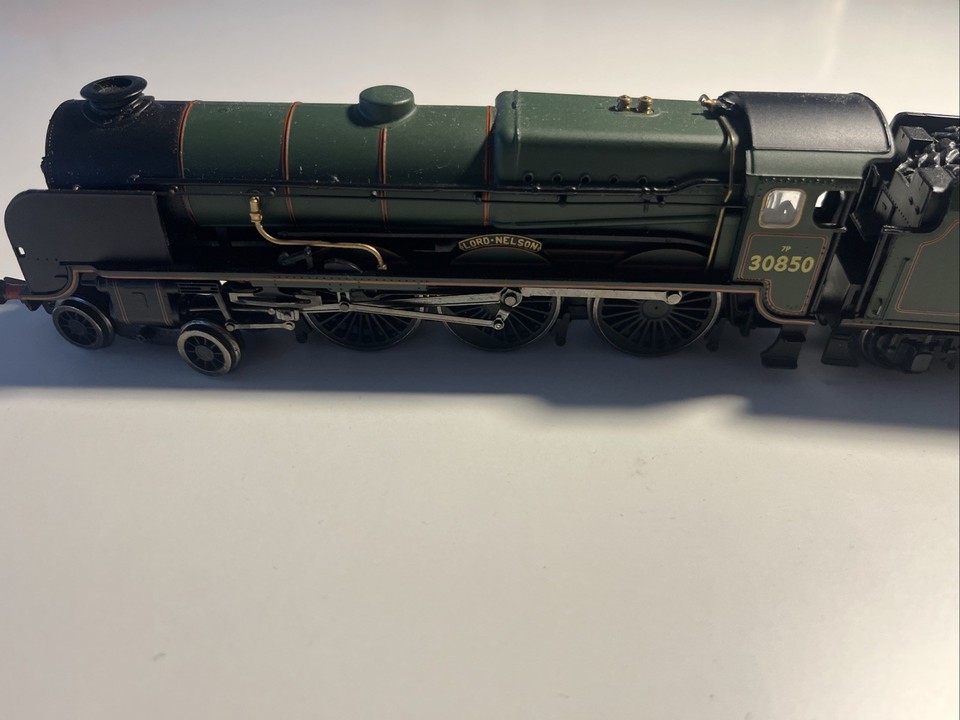 Bachmann 00 Gauge Steam Loco With Tender Lord Nelson | eBay UK