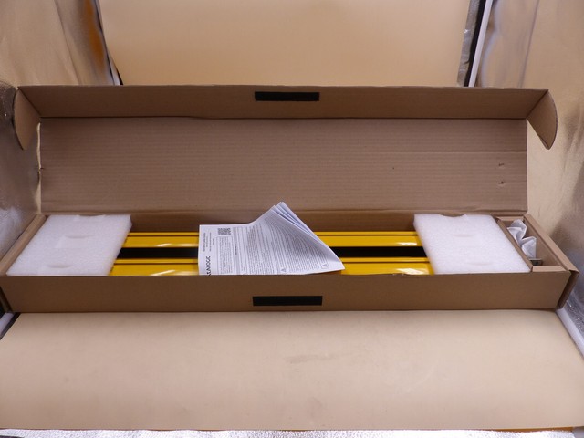 DATALOGIC SG4-30-060-00-E 957901150 BASE SAFETY LIGHT CURTAIN TYPE 4 ...