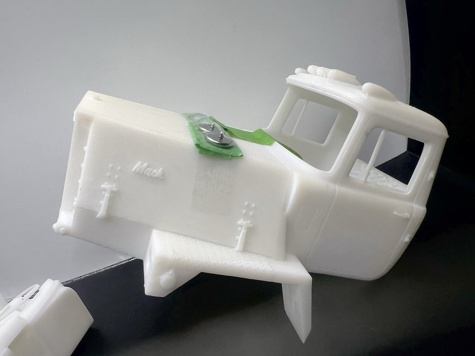 1/25 Resin Mack RM Model Truck Conversion Cab for AMT, Ertl, Revell Etc ...