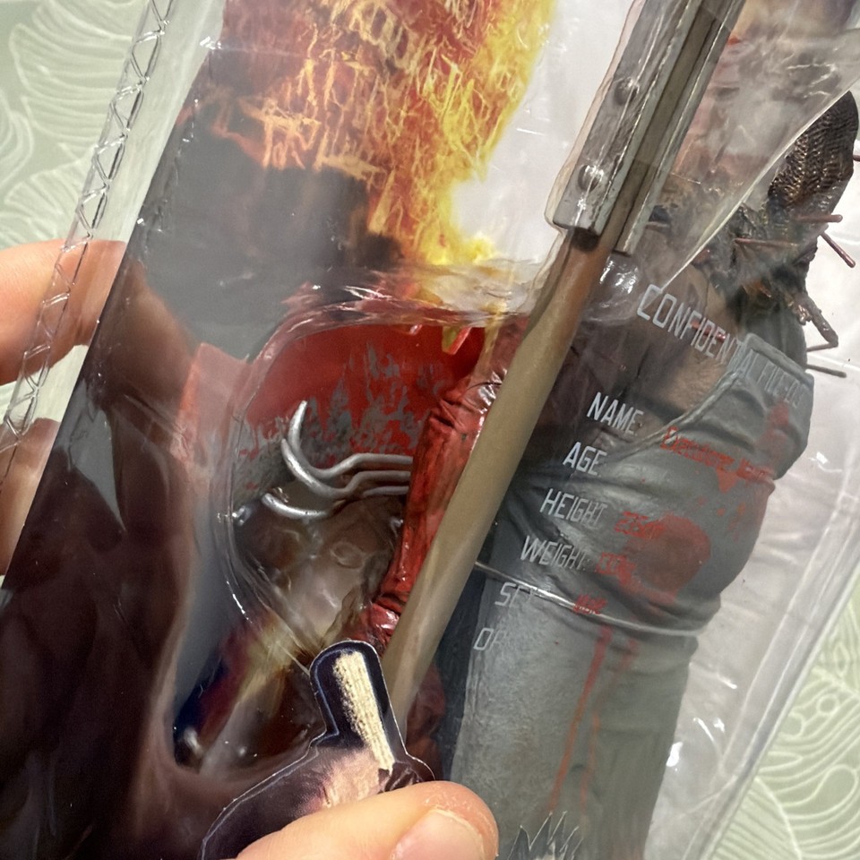 Resident Evil 5 Executioner Majini Capcom Neca new sealed unopened ...