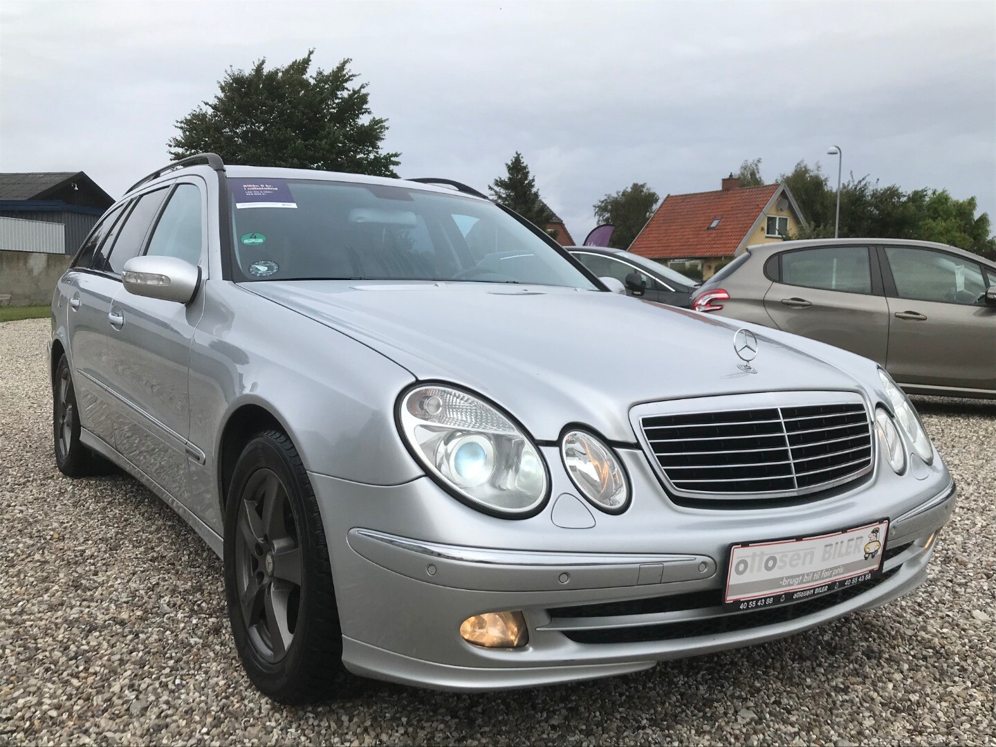 Mercedes E280 Anmeldelser - Se vurderingen på Bilbasen