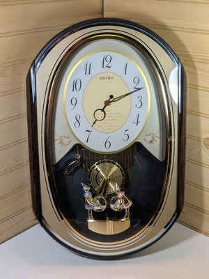 Seiko Melodies in Motion wall clock, model QXM124GRH Music Disc ...