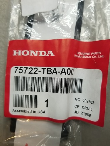 OEM Honda 75722-TBA-A00 16-20 Sedan / 17-20 Hatchback Rear CIVIC Emblem ...