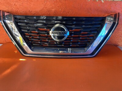 2020 2021 2022 NISSAN ROGUE FRONT GRILLE OEM 62310-6RA0A | eBay