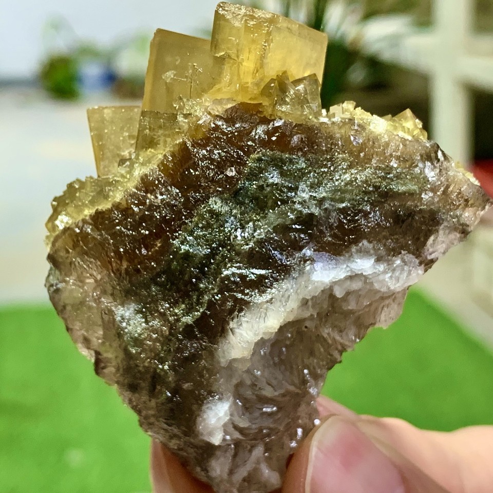 119G Shiny Golden Cuboid Barite Crystal Based on the Purple Spherical ...