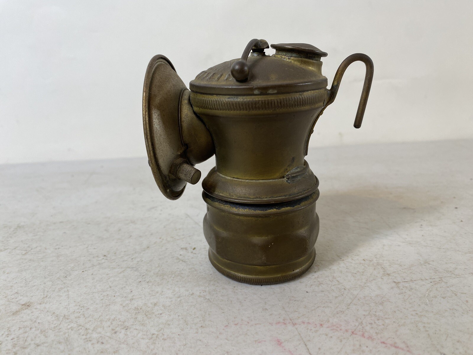 Auto Lite Universal Lamp Co. Chicago USA Vintage 18D91