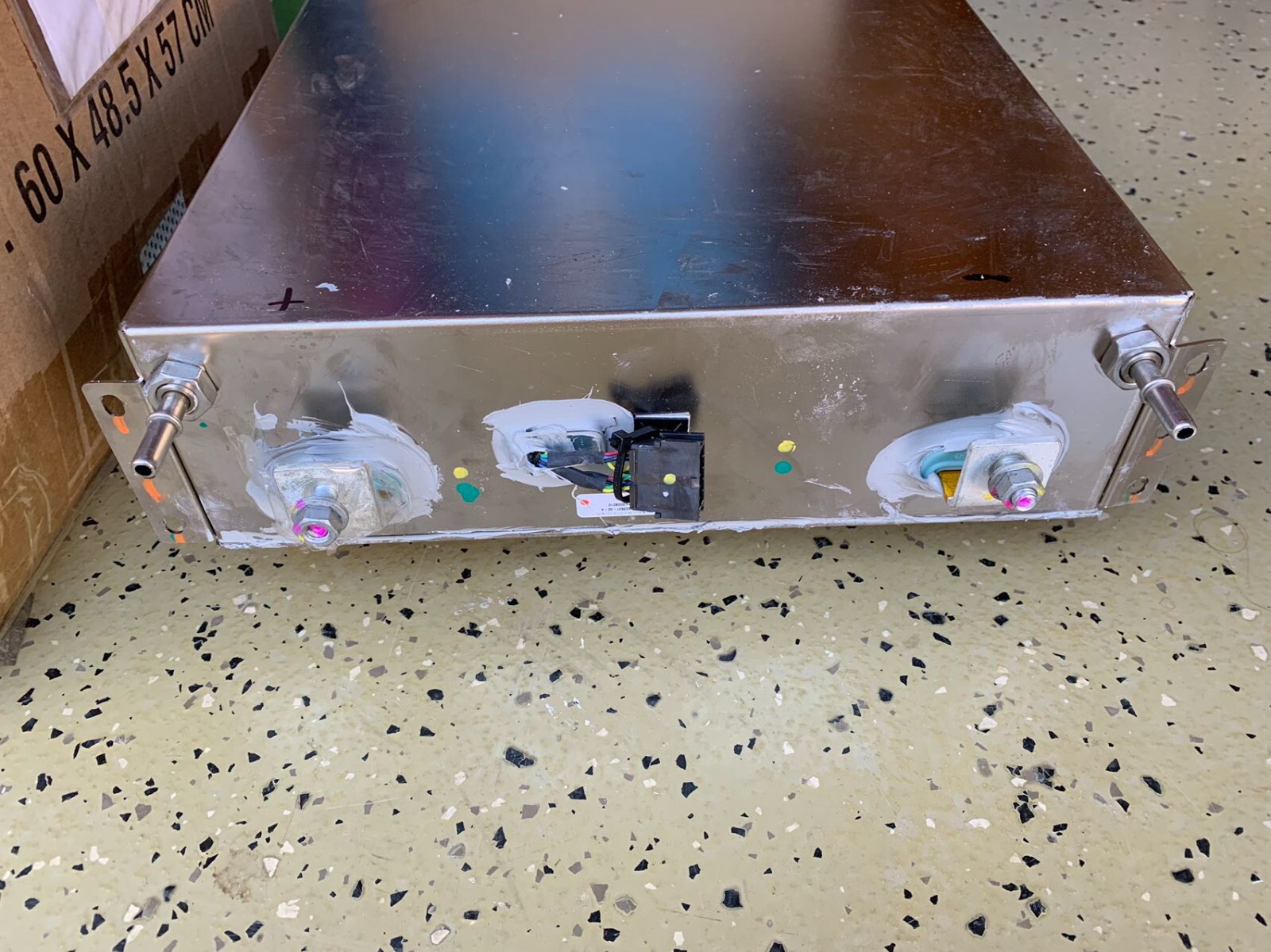 TESLA BATTERY 5.2KWH 24V 250AH MODULE SOLAR | Grelly UK