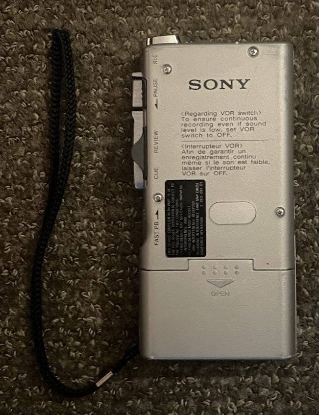 Sony M-640V Clear Voice VOR Microcassette-Corder Handheld Voice ...