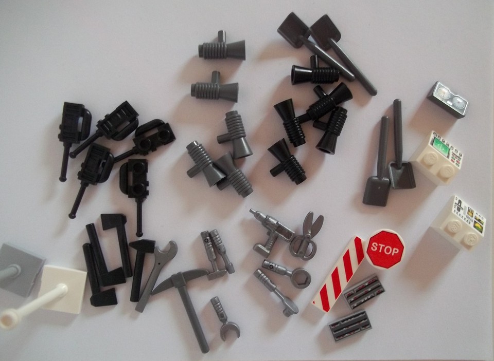 LEGO city tools accessories signs posts screens ++ | eBay UK