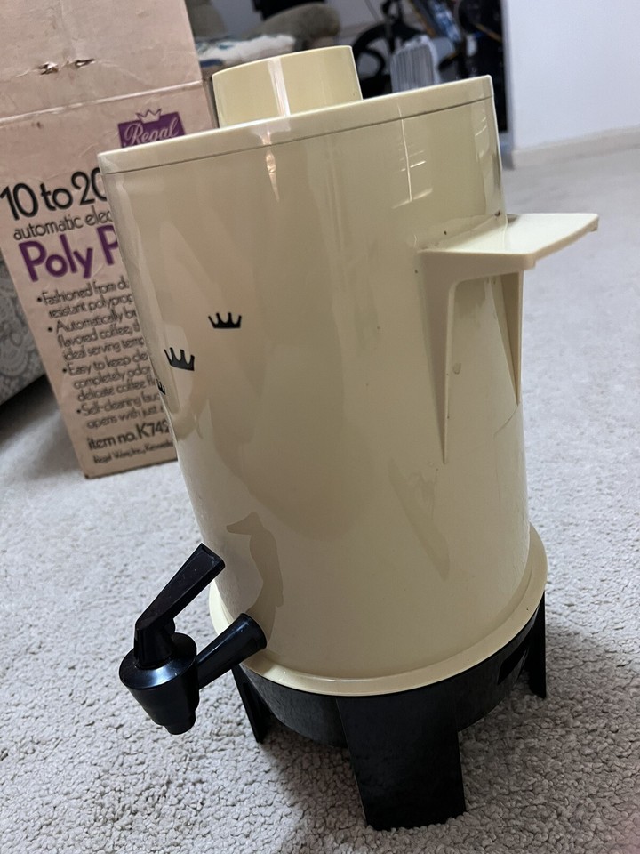 Vintage Poly Perk Regal Betty Crocker 10 - 20 Cup Coffee Maker K7420G ...