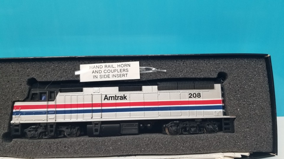 Spectrum by Bachmann EMD F40PH Diesel Phase II# 208 Amtrak | eBay