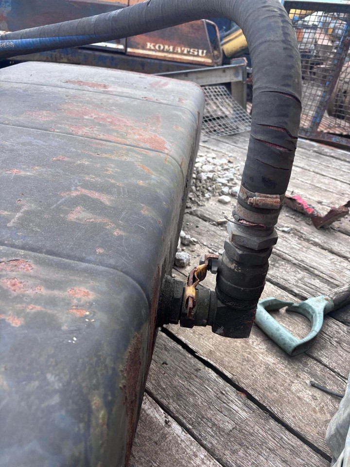 HYVA STEEL HYDRAULIC TANK FOR SKIP WAGON HOOK LIFT TRUCK | eBay UK