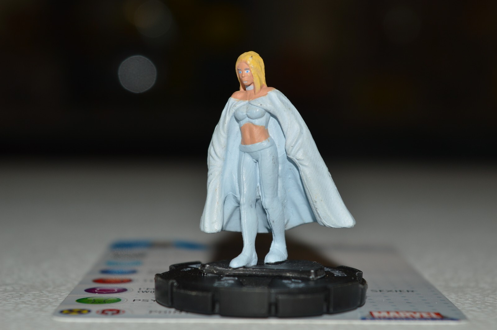 Marvel Heroclix Giant-Size X-Men 011 Emma Frost | eBay