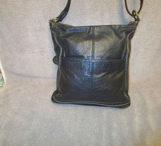 The Sak Purse Black Leather Iris Crossbody Bag Adjustable Strap Hobo ...