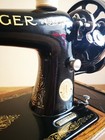Prettiest early ¾ size Singer 99k sewing machine ~ Stunning timewarp ...