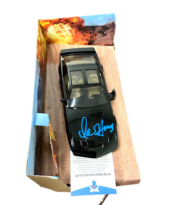 DAVID HASSELHOFF SIGNED AUTOGRAPH KITT 1:24 DIECAST CAR KNIGHT RIDE ...