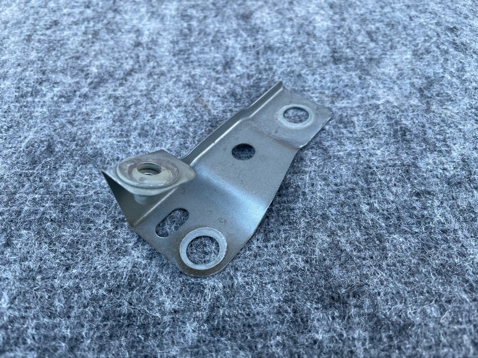 RIGHT SIDE FENDER UPPER BRACKET ASSEMBLY OEM 71K 12-18 AUDI A7 S7 RS7 ...