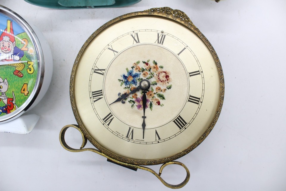 Ax8 Vintage Mechanical Clocks Untested Inc Smiths, Westclox, Maxim Etc ...