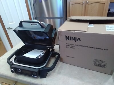 Ninja OG701 Woodfire Outdoor Grill Used Once With Original Boxes ...