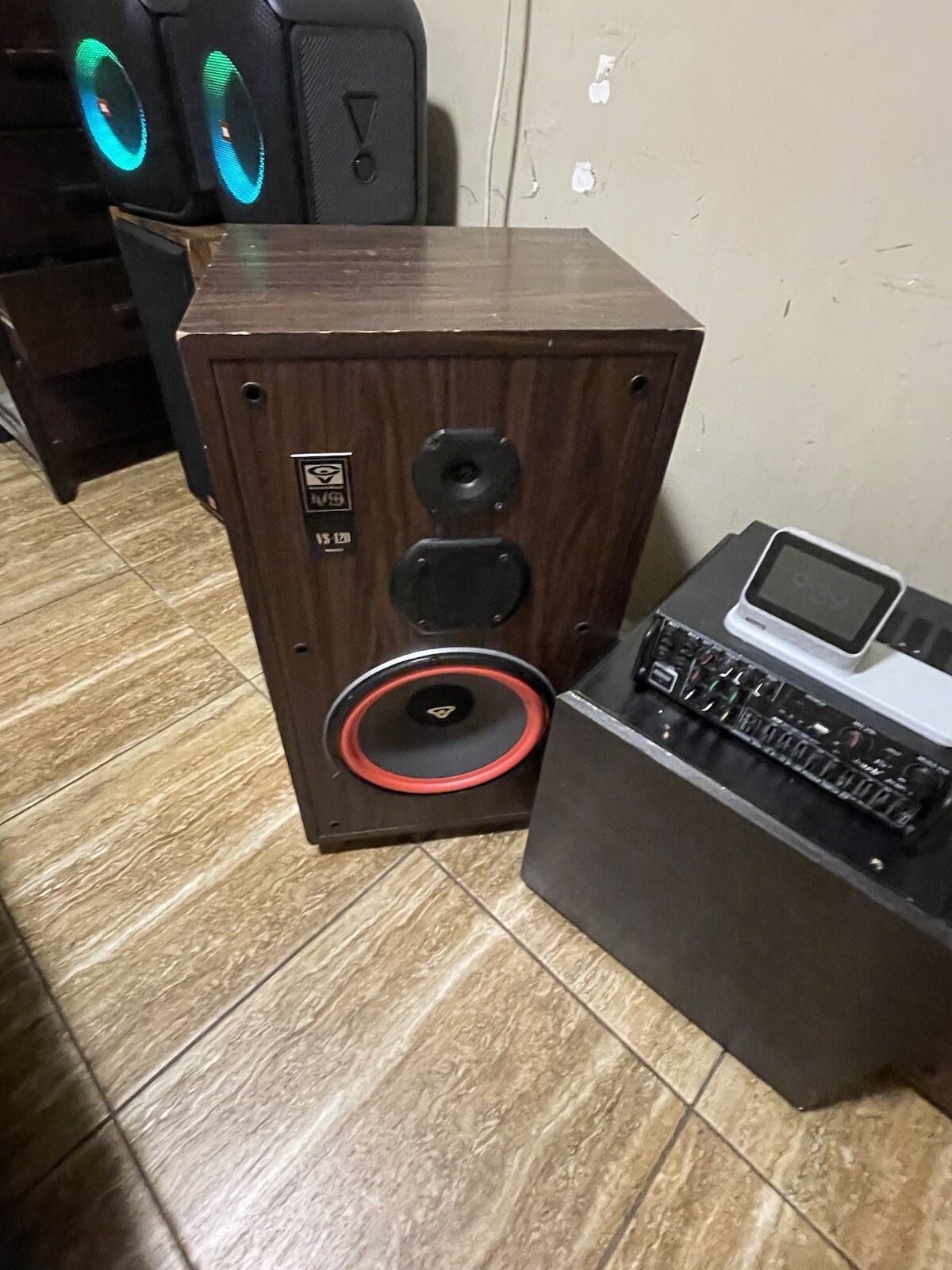 Vintage Pair of Cerwin-Vega VS120 Speakers Brown Cabinet With Grills ...