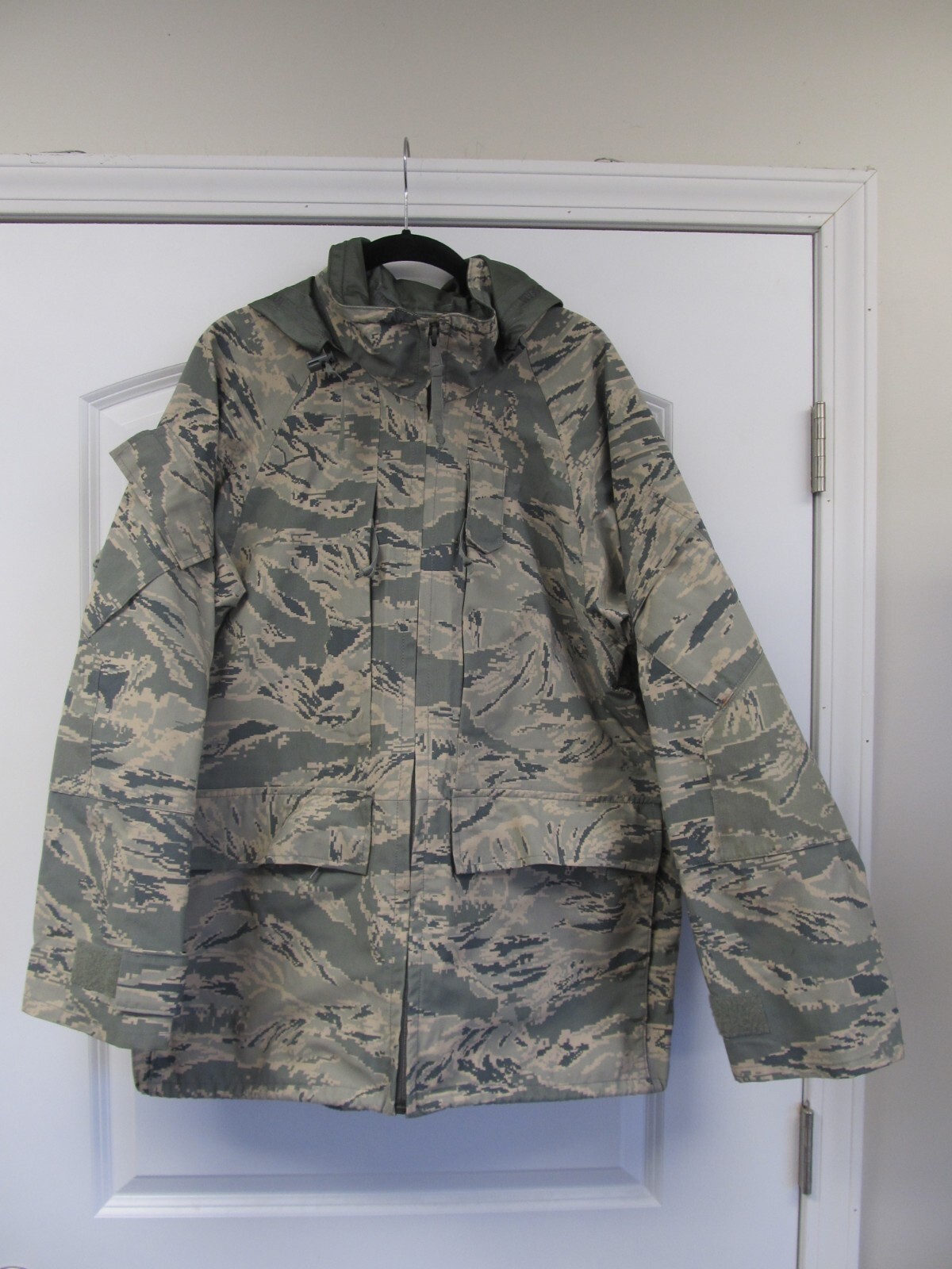 EUC! USAF Gore-Tex Parka Military Tiger Stripe Digita… - Gem