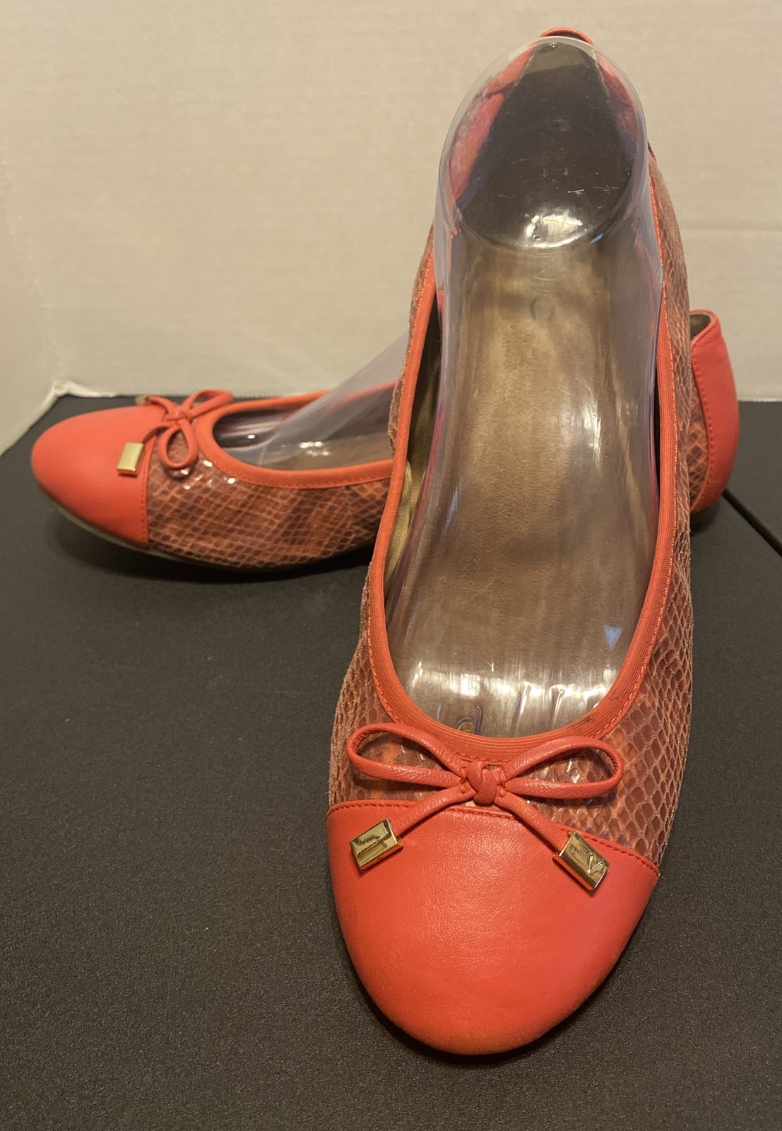 VIONIC Minna Ballet Flats Women’s Sz 10 Cap Toe Leather Comfort Slip On ...