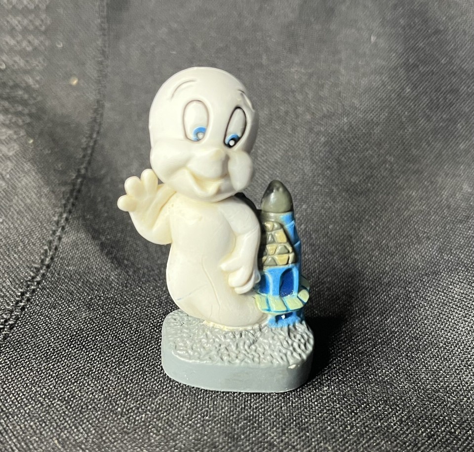 Casper The Friendly Ghost 1995 UCS and Amblin TM Harvey M Toy Window ...