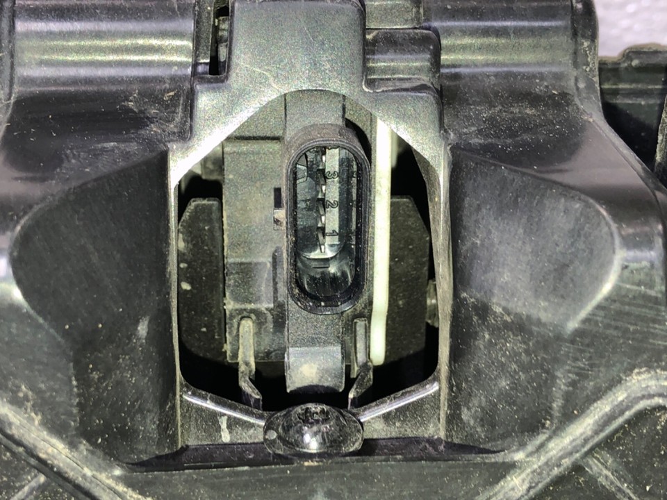 2019-2021 BMW X5 G05 Front Lower Air Shutter Grille 5113 22677510 MD31 ...