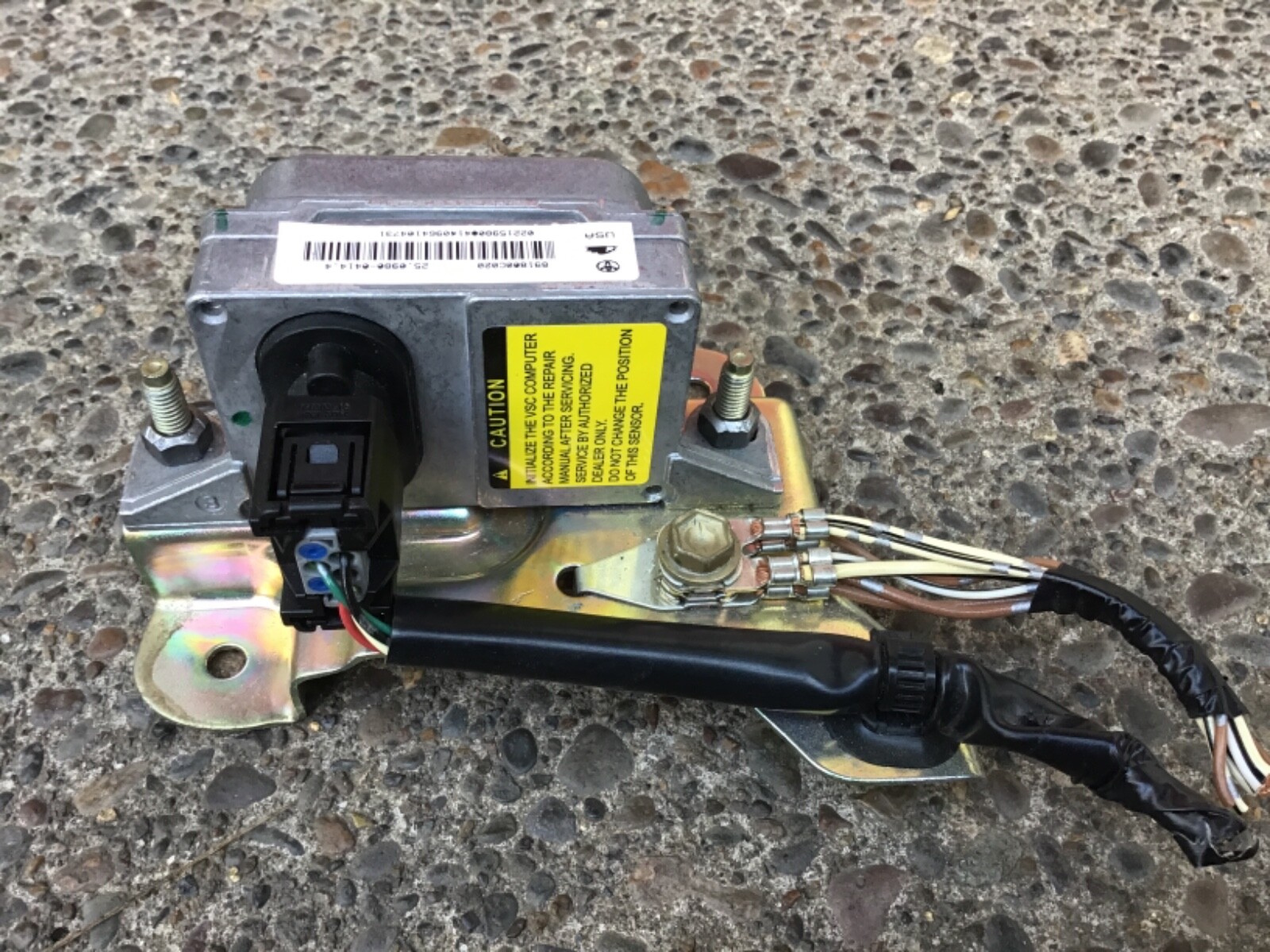 2003-2007 Toyota Sequoia Yaw Rate Stability Control Module Sensor 89183 ...