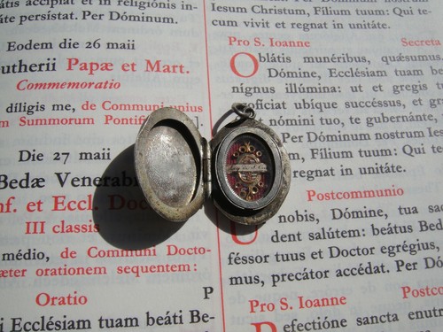 Christian reliquary 1600s 1st class relic St. Catherine of Alexandria ...