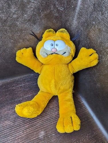 Vintage Garfield DAKIN Plush Toy Made in Korea 33cm | eBay