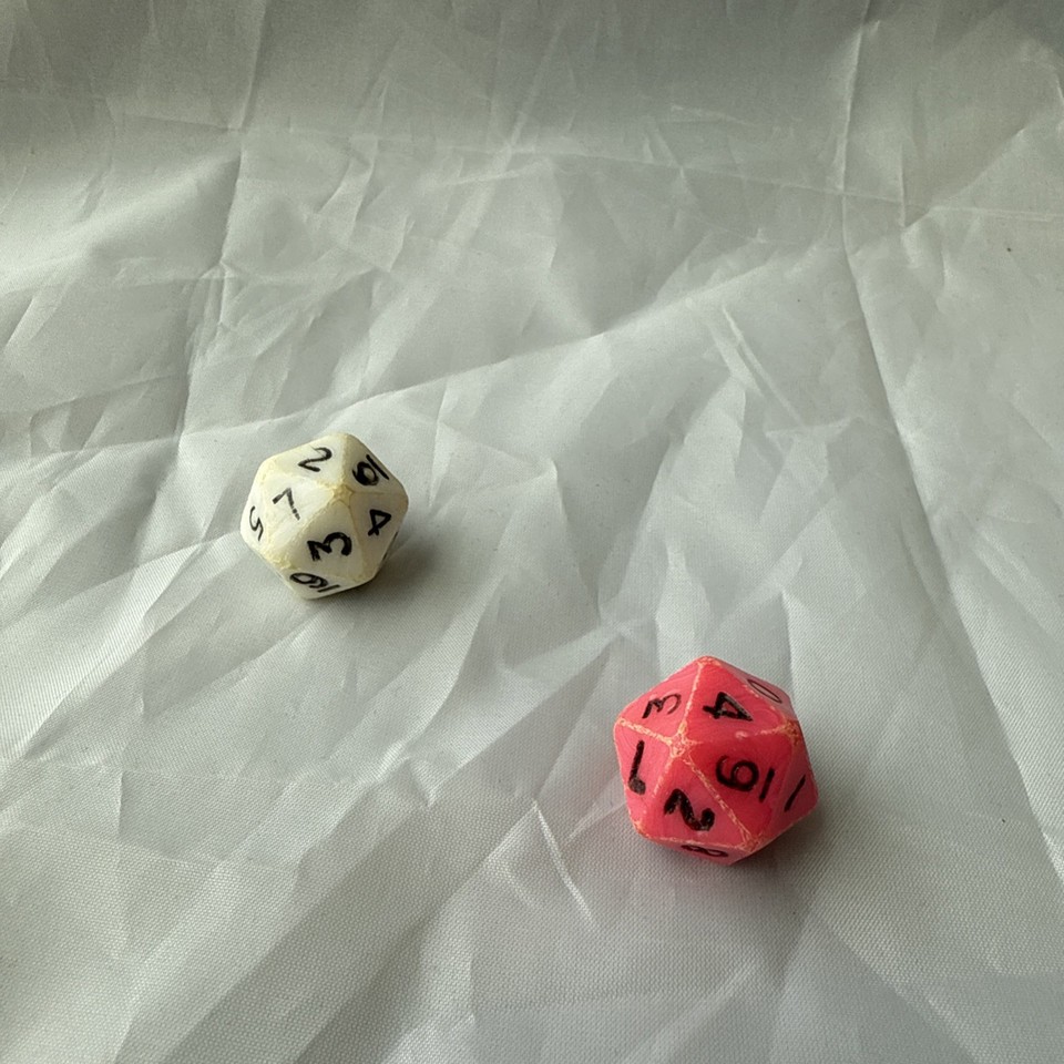 Holmes Dice TSR d20 Polyhedral 2pc Die Set D&D Top Secret Boot Hill ...