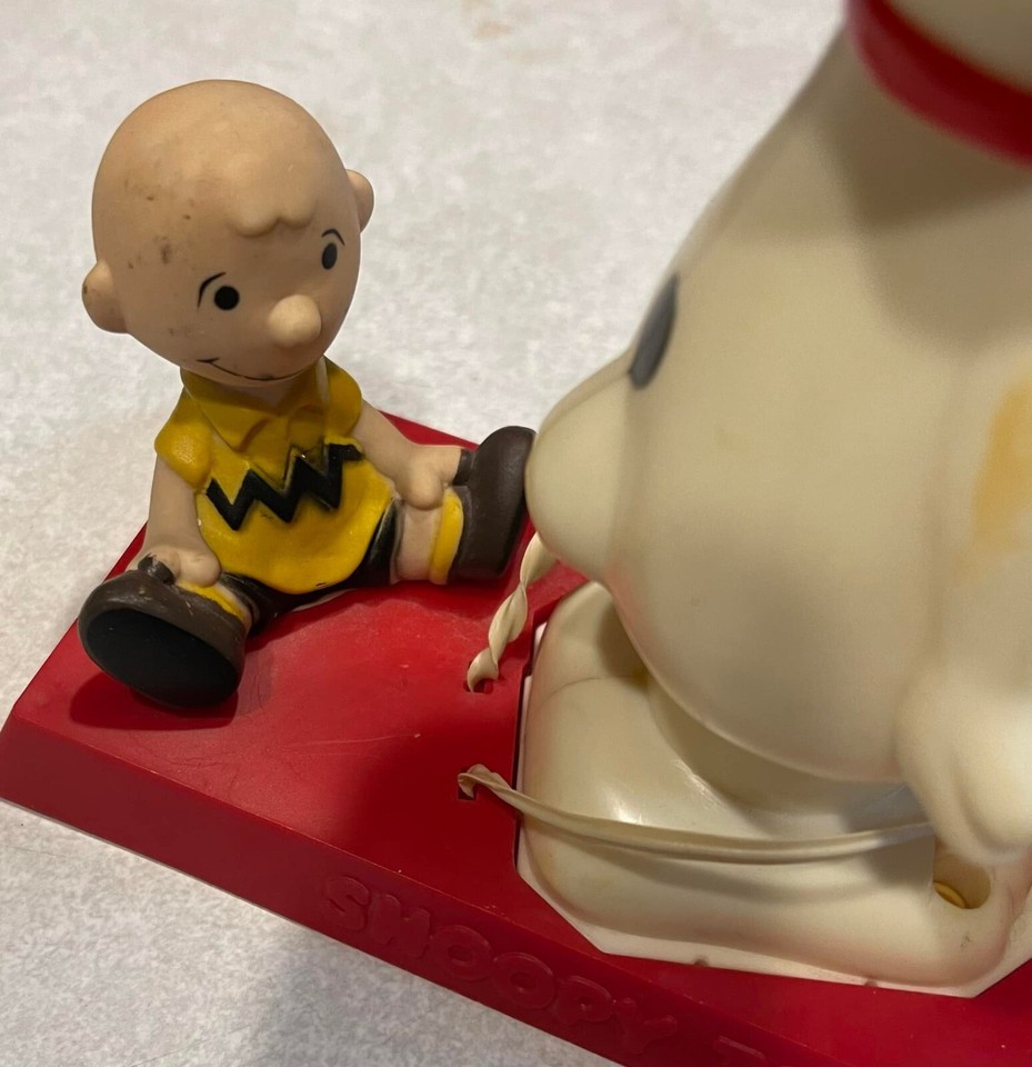 Peanuts SNOOPY Charlie Brown Lucy Toothbrush Stand Set 1972. WORKS ...
