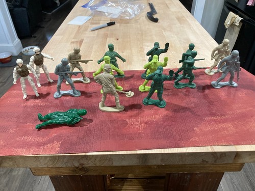 4 inch plastic army men unknown manufacter | eBay